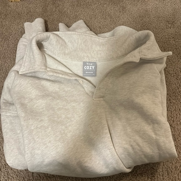 Aritzia | Sweaters | Tna Boyfriend Collection By Aritzia Crewneck Size ...